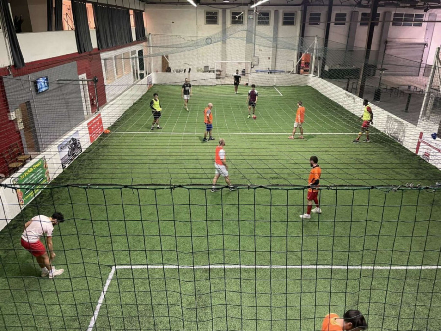 L'Arena Soccer Football